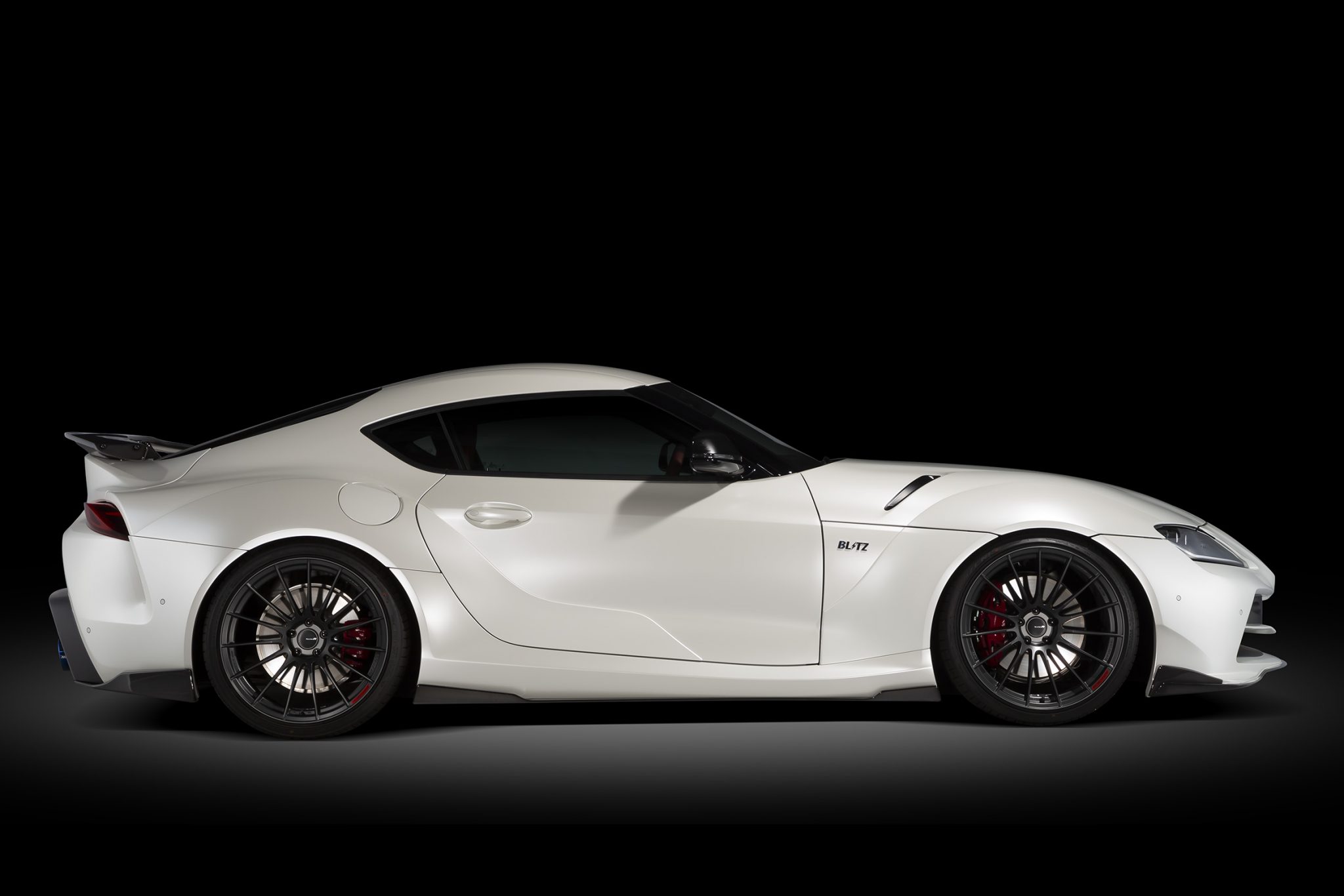 「東京国際カスタムカーコンテスト2020最優秀賞車」と同形状！【BLITZ AERO SPEED R-Concept for SUPRA】 - REVSPEED