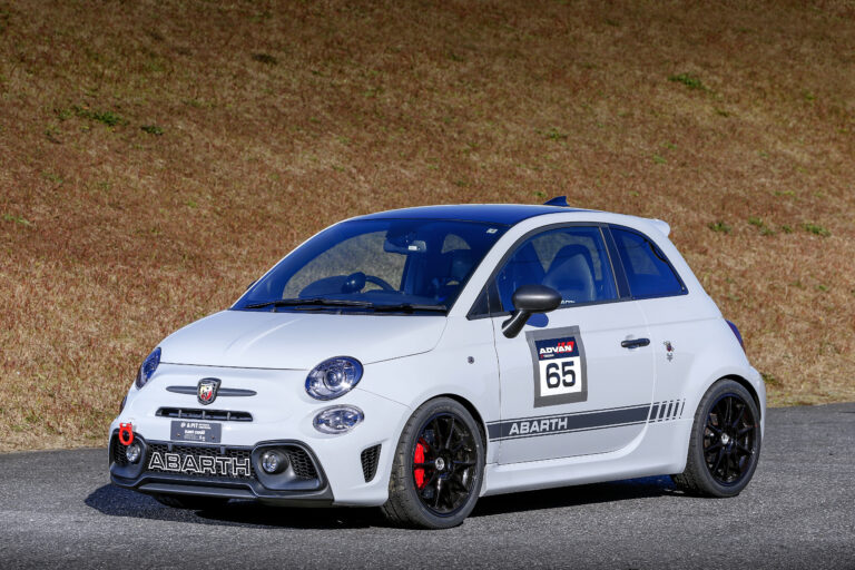A PITオートバックス東雲ABARTH595「完全車検対応チューンながら コストパフォーマンスの高い速さを披露」REVSPEED筑波スーパーバトル - REVSPEED