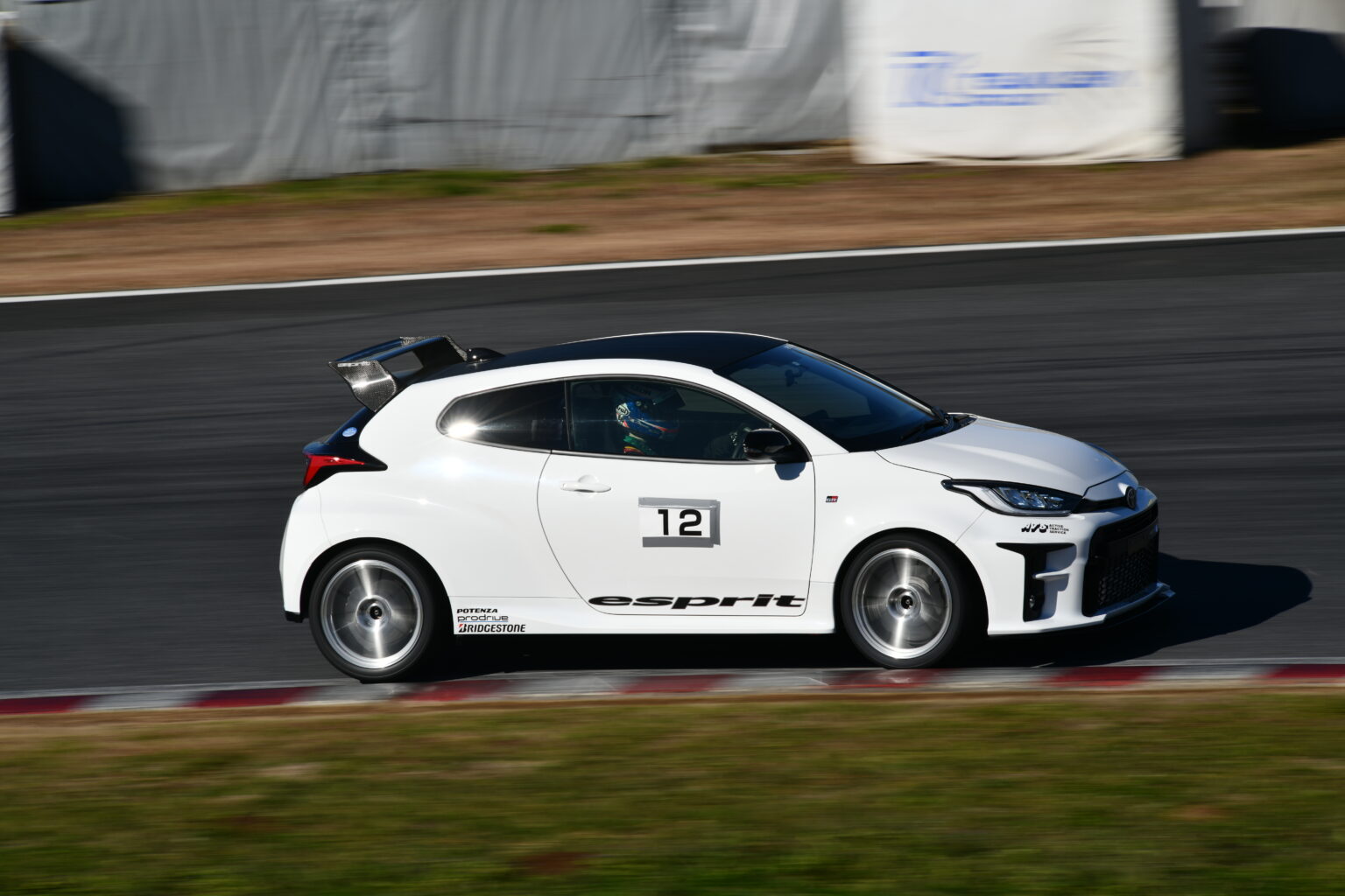 エスプリGRヤリス「パパンッ！とアンチラグ作動のサウンドを響かせ駆ける！」REVSPEED筑波スーパーバトル - REVSPEED