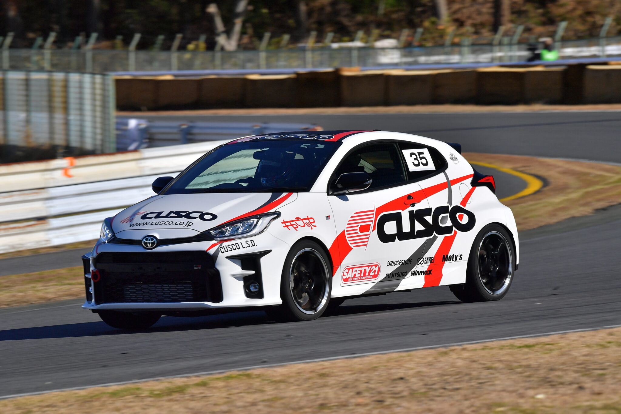 CUSCO GXPA16 GR YARIS「自社パーツに加え、モーテック＋ハイフローで GRヤリスの頂点を目指す」REVSPEED筑波スーパーバトル - REVSPEED