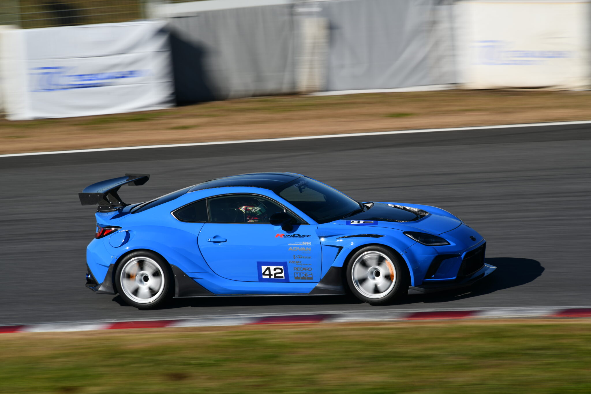 オリジナルランデュース ZN8 GR86 「295を収めるワイドボディを纏うGT2スーパーチャージャー仕様」REVSPEED筑波スーパーバトル2022 - REVSPEED