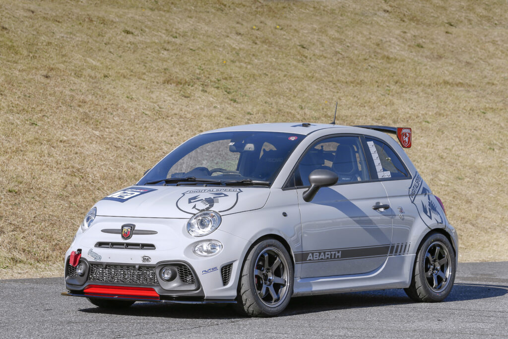 モーターフィールド アバルト595 「セミスリックタイヤ投入でアシのセッティングを大幅変更」REVSPEED筑波スーパーバトル2022 - REVSPEED