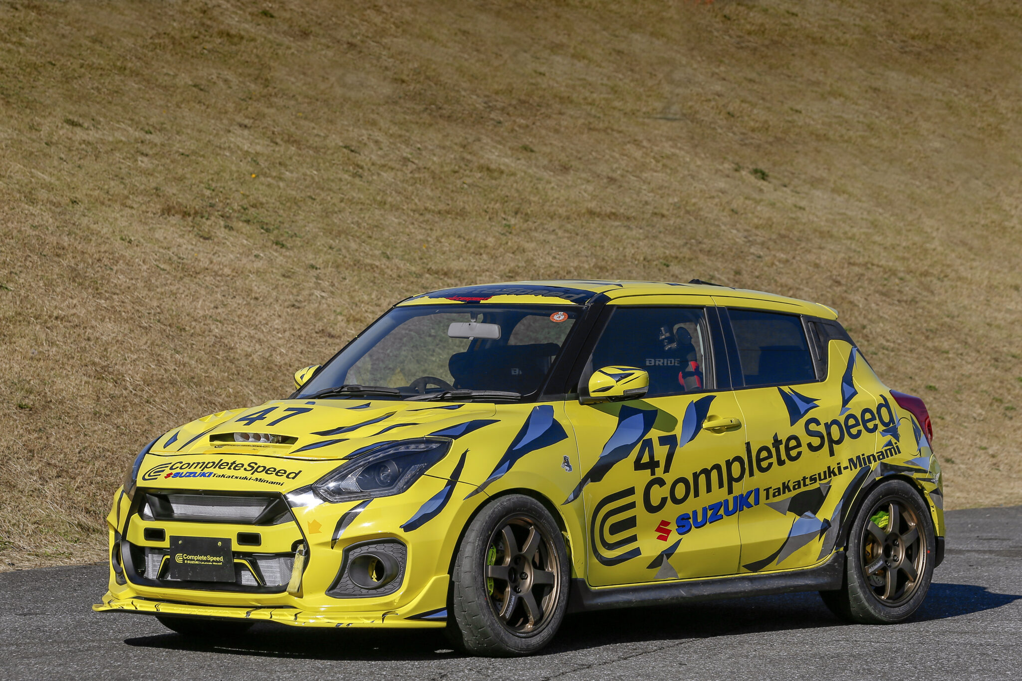 SUZUKI 高槻南 コンプリートスピード ZC33S スイフトスポーツ「オリジナルパーツで構成し、開発中のF6POTキャリパーも装着」REVSPEED筑波スーパーバトル2022 - REVSPEED