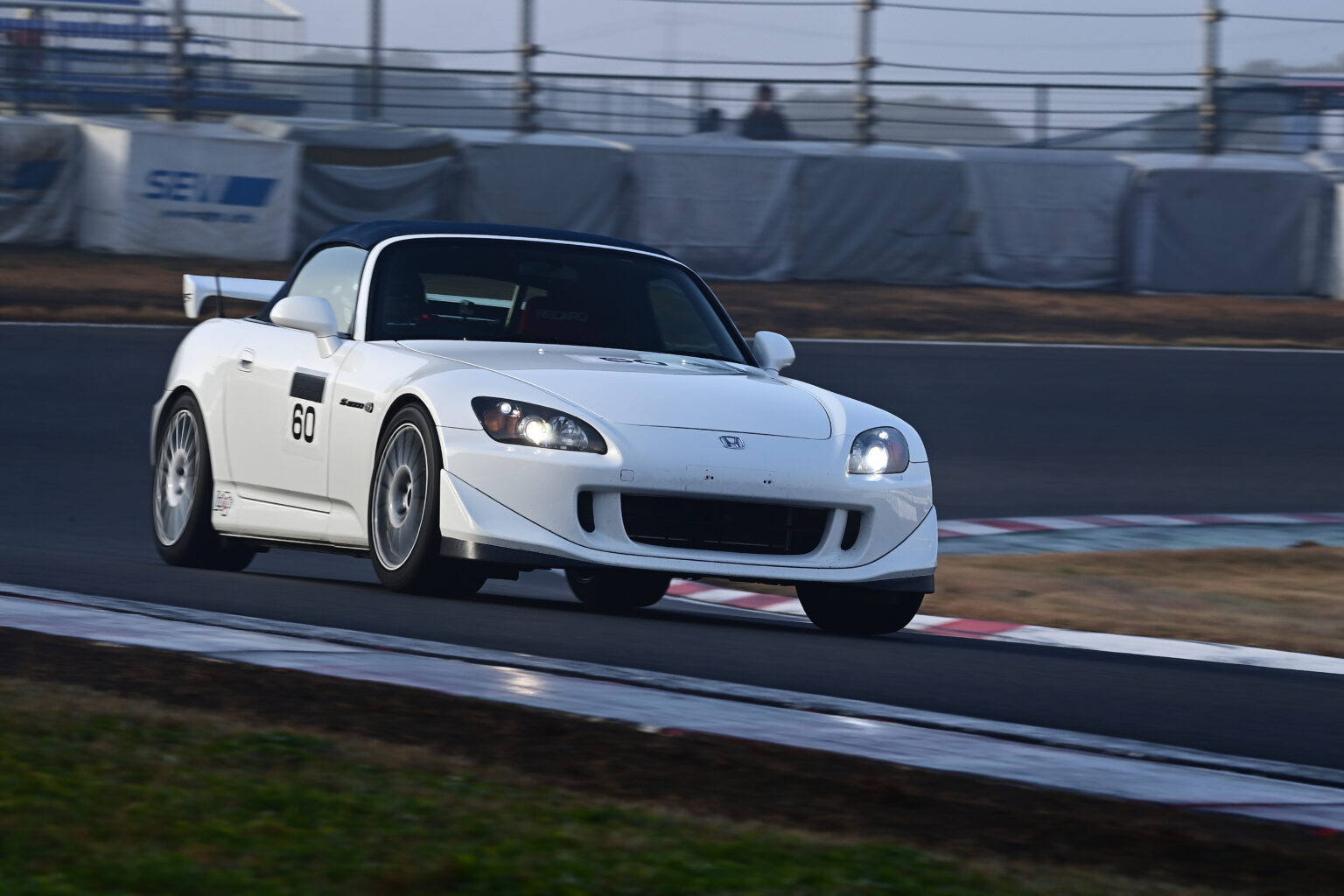 オートガレージM AP2 S2000「新ピストンのエンジンが載る今後の定番仕様」REVSPEED筑波スーパーバトル2022 - REVSPEED