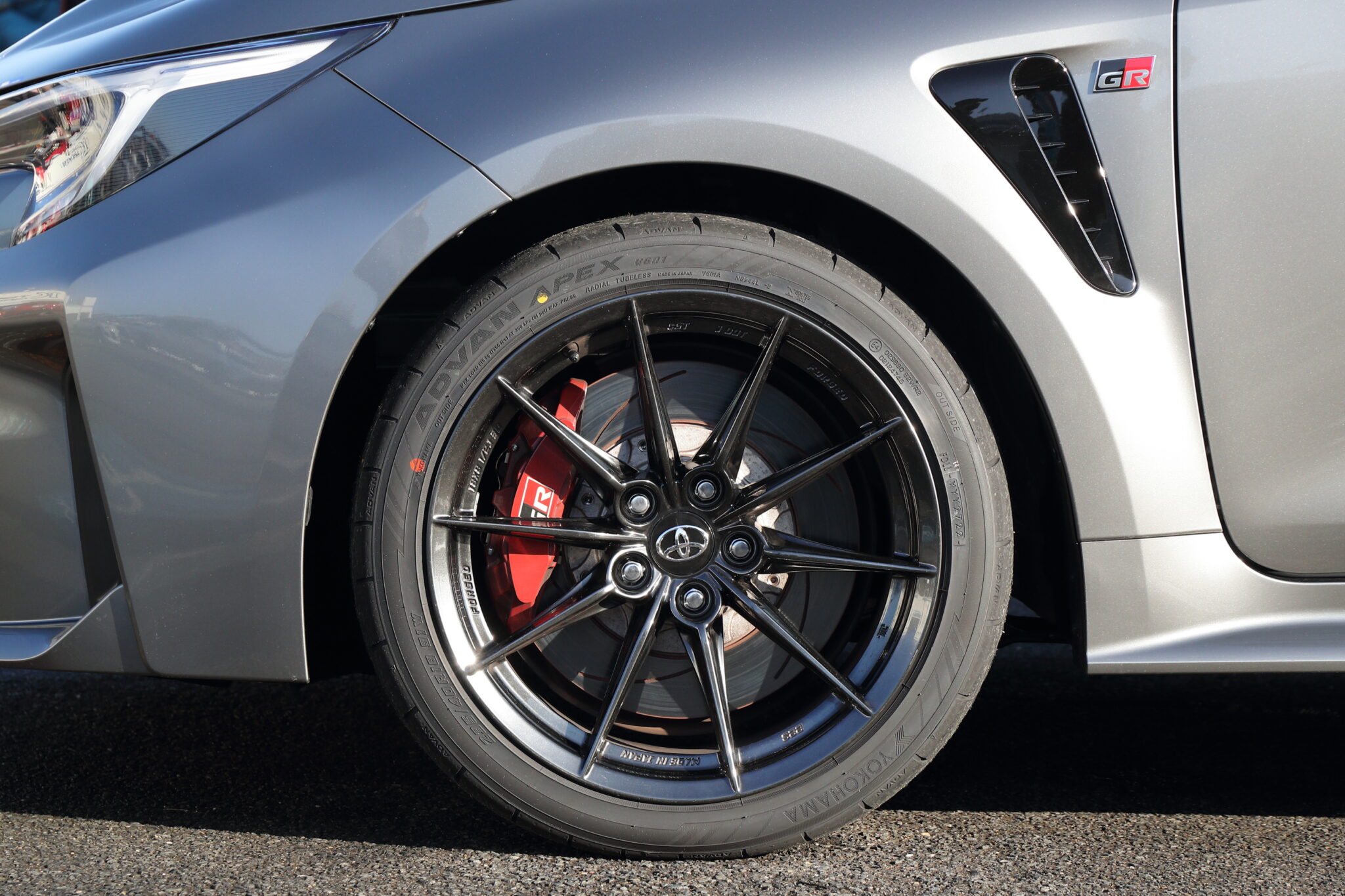 GRカローラRZとモリゾウエディションを佐々木雅弘がタイムタック！【REVSPEED筑波スーパーバトル】 - REVSPEED