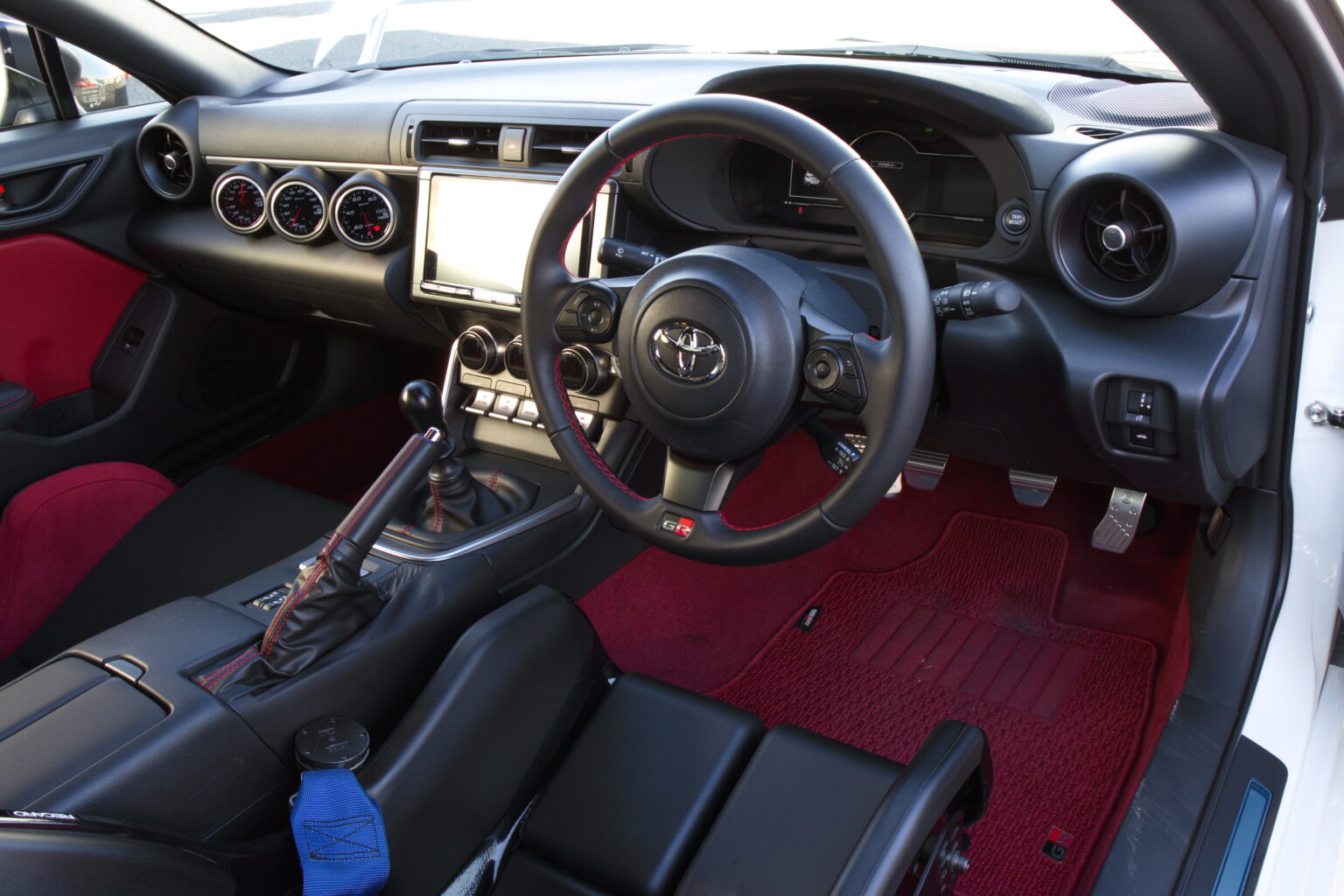 タイヤプロショップ アリーナ ZN8 GR86「コストにこだわった17インチ仕様で1分3秒3」REVSPEED筑波スーパーバトル2022 - REVSPEED