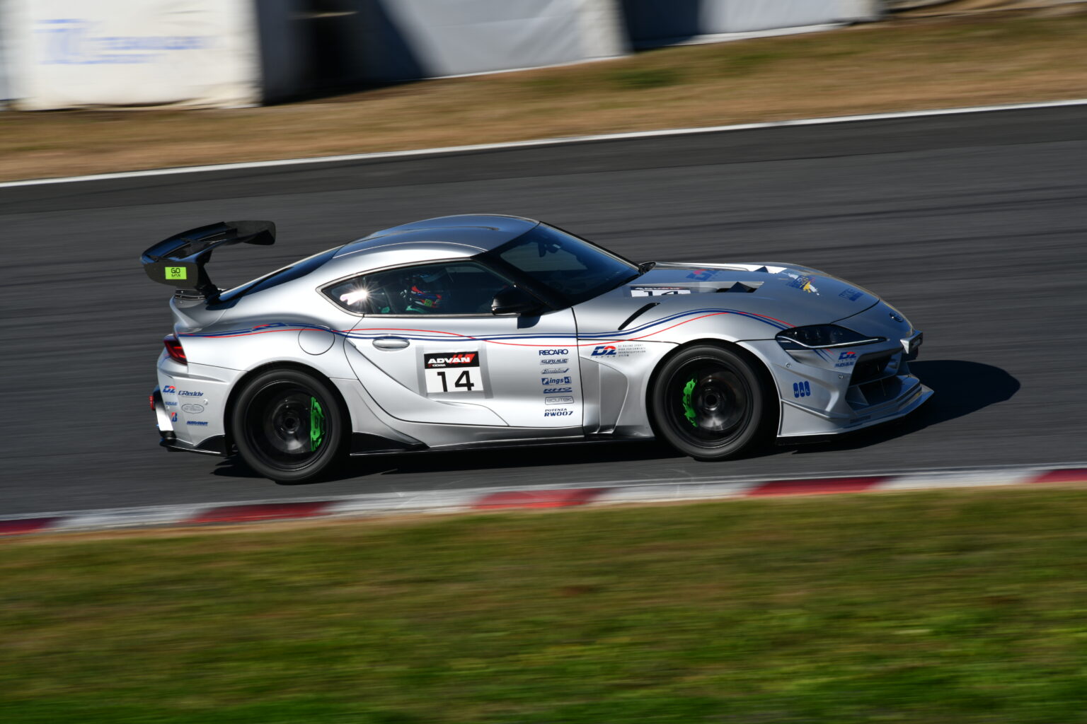 プロショップ スクリーン＆D2ジャパン GRスープラ「「A90を徹底攻略！ECUチューンも熟成の域へ」REVSPEED筑波スーパーバトル2022 - REVSPEED