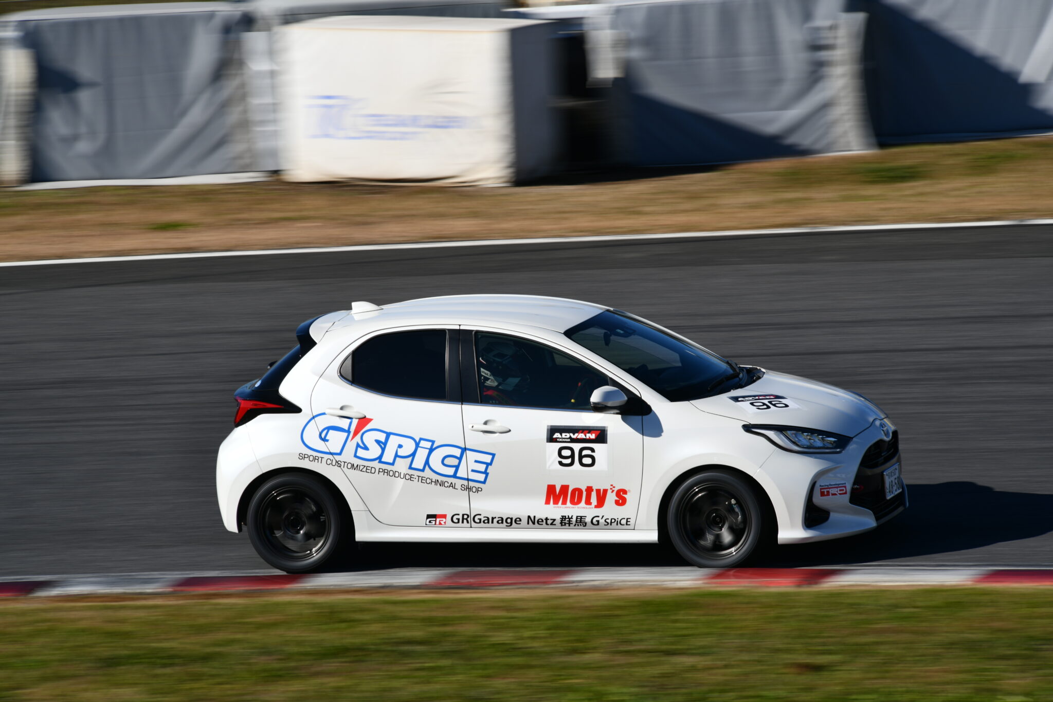 GR Garage Netz群馬 G’ SPiCE「2023年のPN1クラスに挑むMXPA10ヤリス」全日本ジムカーナ車両筑波タイムアタック - REVSPEED