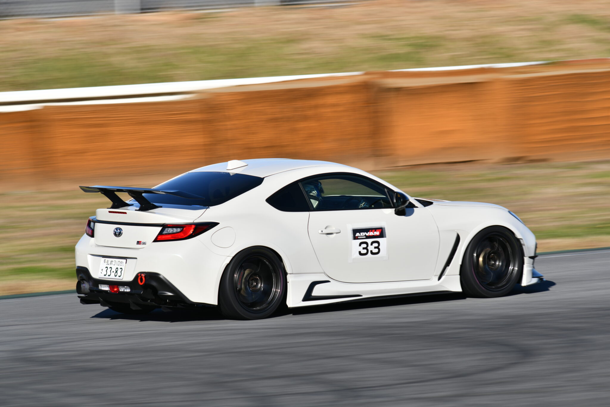 オートガレージK2 ZN8 GR86「注目のLINKフルコンでのピギーバック制御とサスペンションの進化」REVSPEED筑波スーパーバトル2022 - REVSPEED