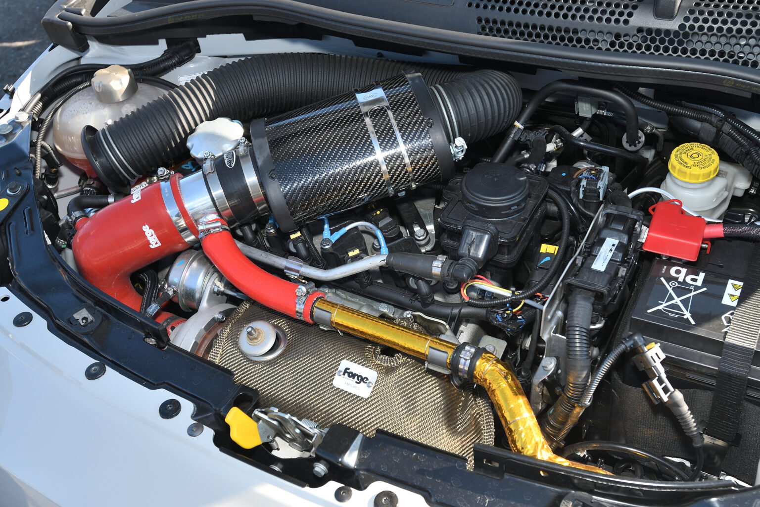 A PITオートバックス東雲 アバルト595「オリジナル試作パーツ開発で突き詰める合法チューニング」REVSPEED筑波スーパーバトル2022 - REVSPEED