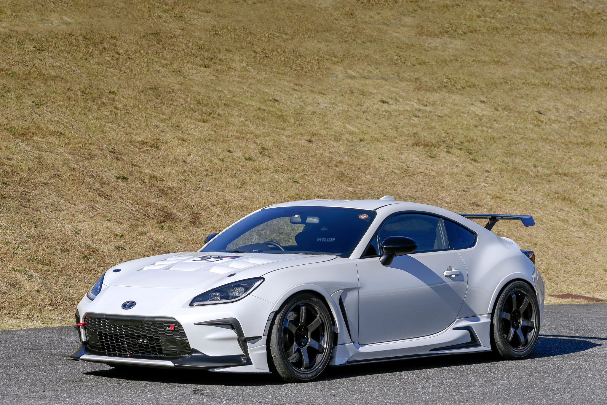 オートガレージK2 ZN8 GR86「注目のLINKフルコンでのピギーバック制御とサスペンションの進化」REVSPEED筑波スーパーバトル2022 - REVSPEED