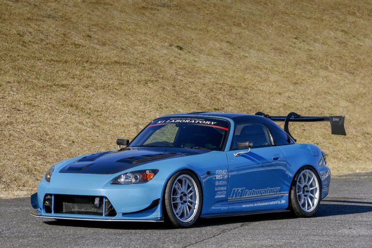 K1ラボラトリー AP1 S2000「エアコンなどを装備する2.2ℓエンジンLINK制御仕様」REVSPEED筑波スーパーバトル2022 - REVSPEED