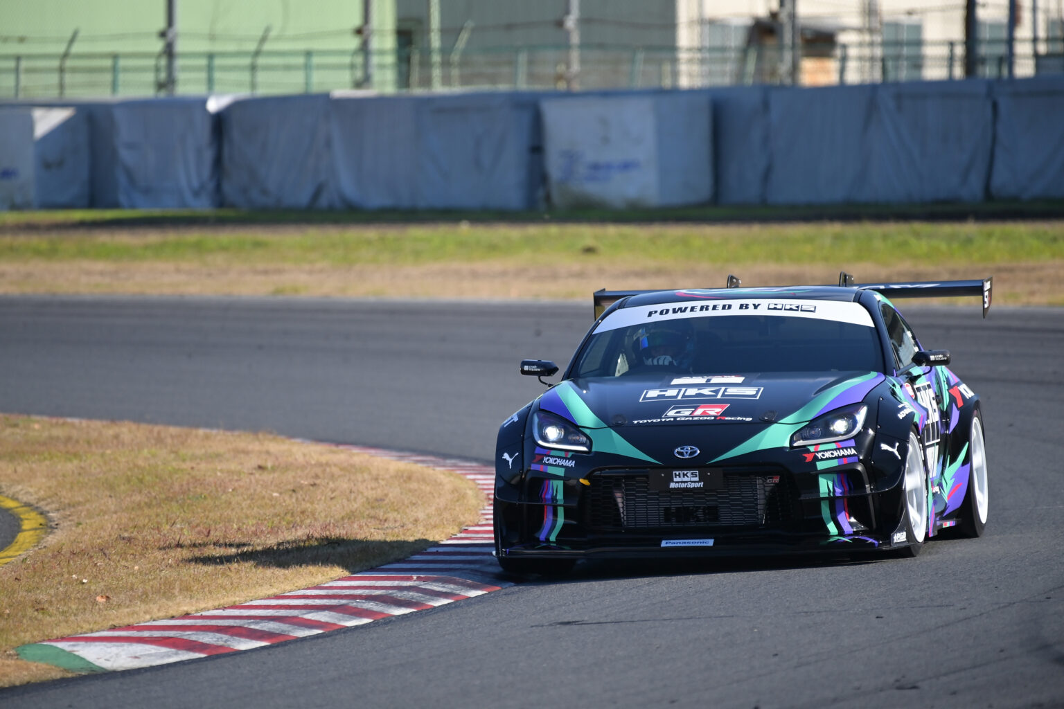 HKS Racing Performer GR86「ターボ化で450㎰を発揮する純正エンジンの限界スペック」REVSPEED筑波スーパーバトル2022 - REVSPEED