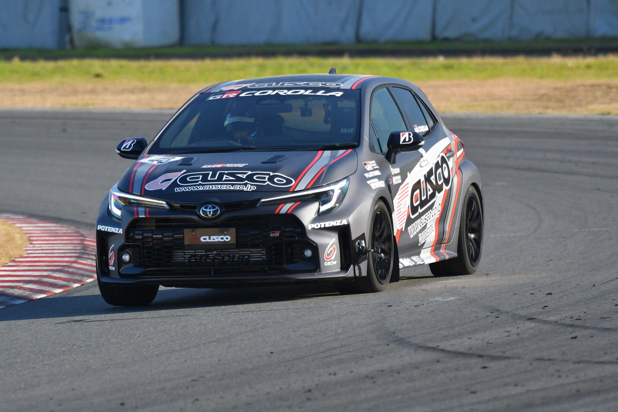 クスコGRカローラ「登場早速に1分2秒台！GRとのコラボでECUや4WD制御もテスト中」REVSPEED筑波スーパーバトル2022 - REVSPEED
