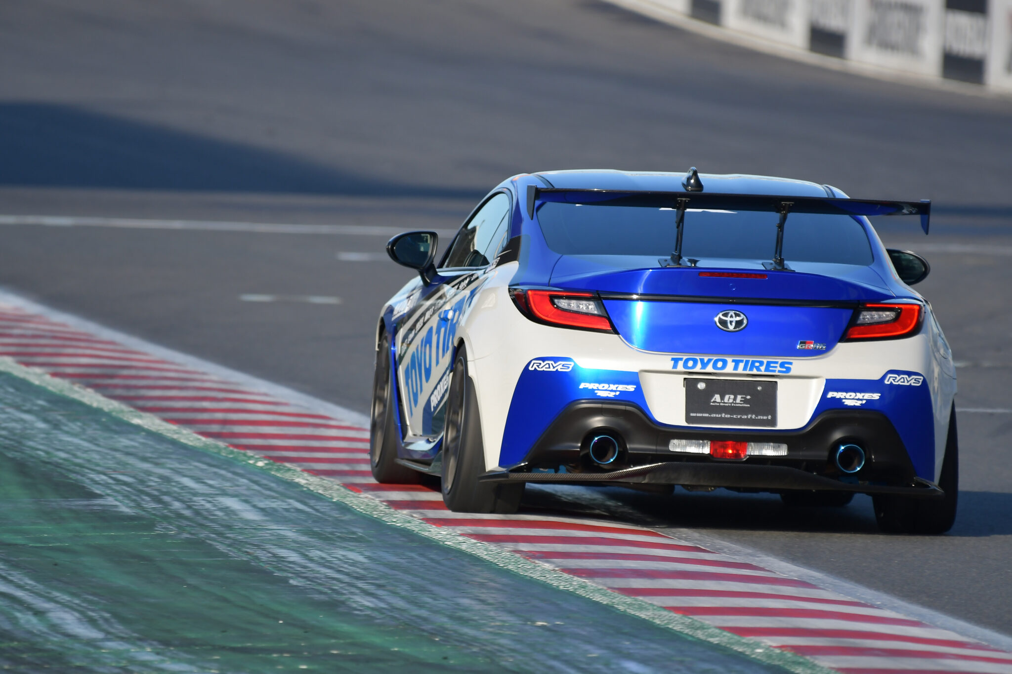 オートクラフト ZN8 GR86「パワーに合わせたギア比セットで挑む初筑波」REVSPEED筑波スーパーバトル2022 - REVSPEED