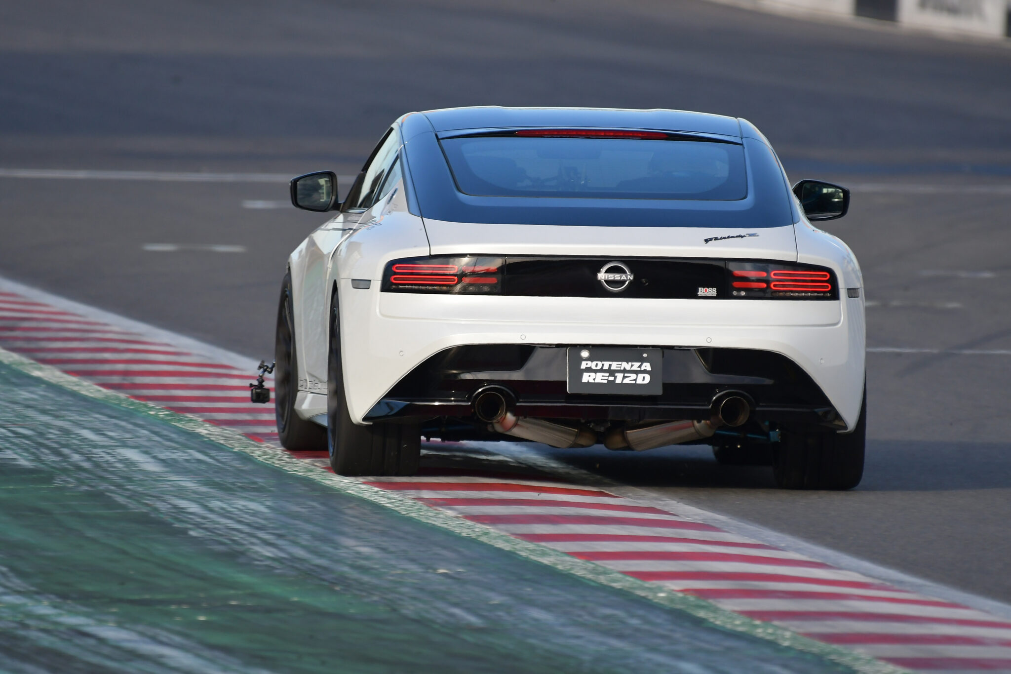 PCA フェアレディZ with BOSS「RZ34はライトな仕様で120psアップ！筑波1分1秒420をマーク」REVSPEED筑波スーパーバトル2022 - REVSPEED