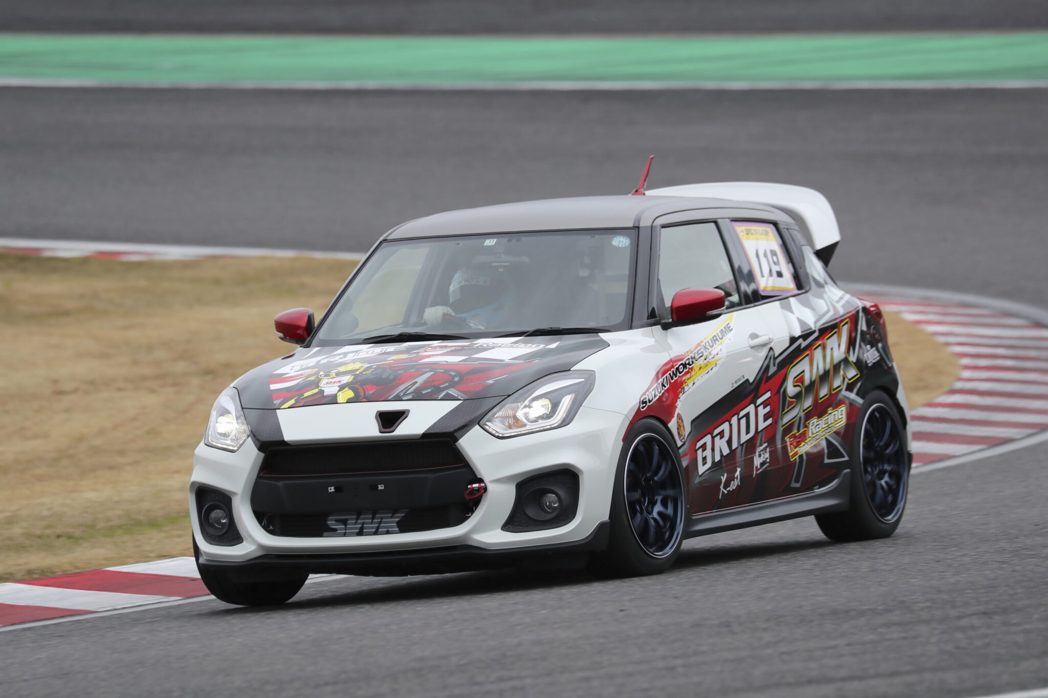ライズカートレードがストリートコンセプトのデモカー開発を始動！【ZC33Sスイフトスポーツ】 - REVSPEED