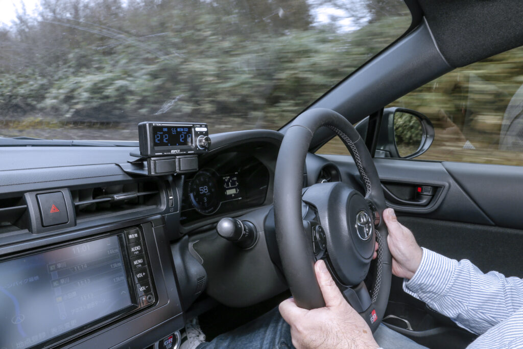 テインの新製品EDFC5の「躍度」制御が画期的！ 試乗レポート（後編） - REVSPEED