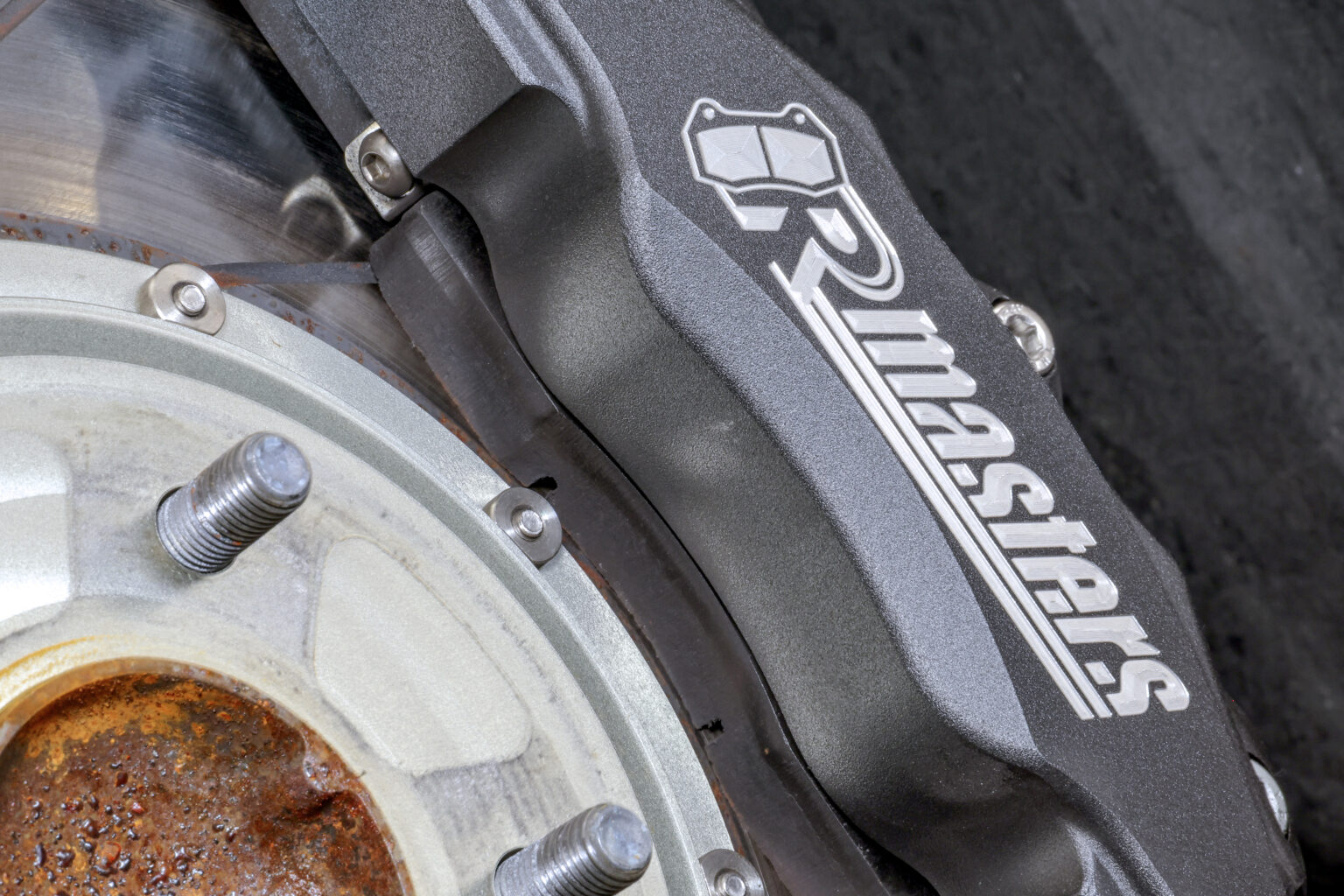 大湯都史樹選手が愛車S2000にチョイスした制動屋のブレーキアイテムを紹介 - REVSPEED