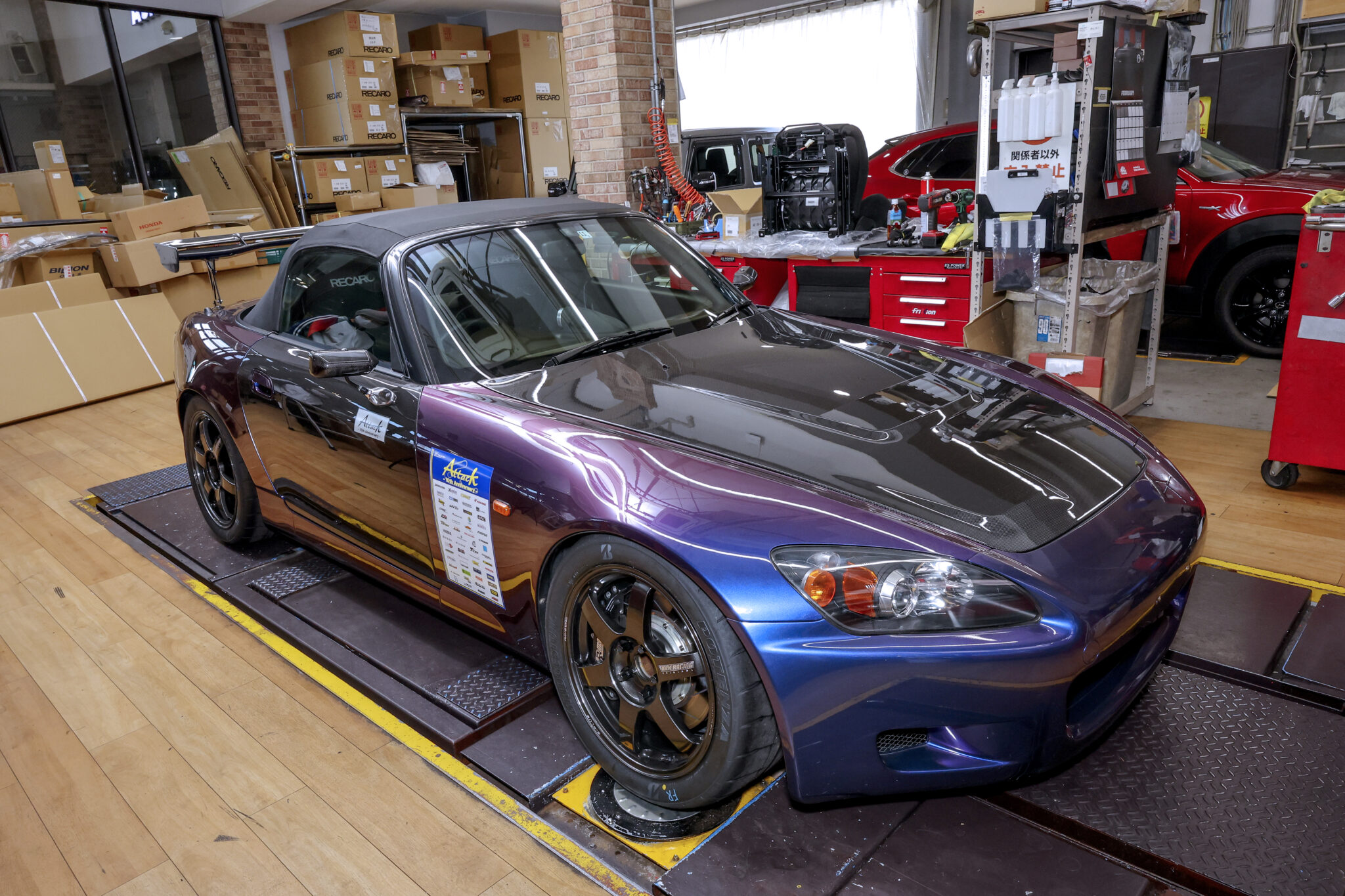 大湯都史樹選手が愛車S2000にチョイスした制動屋のブレーキアイテムを紹介 - REVSPEED