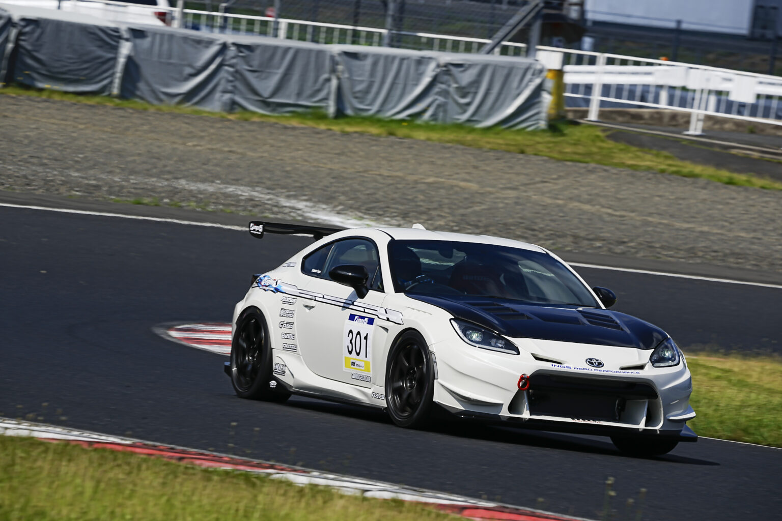 ings ZN8 GR86「着々とセッティングが進む注目の空力車両」 - REVSPEED