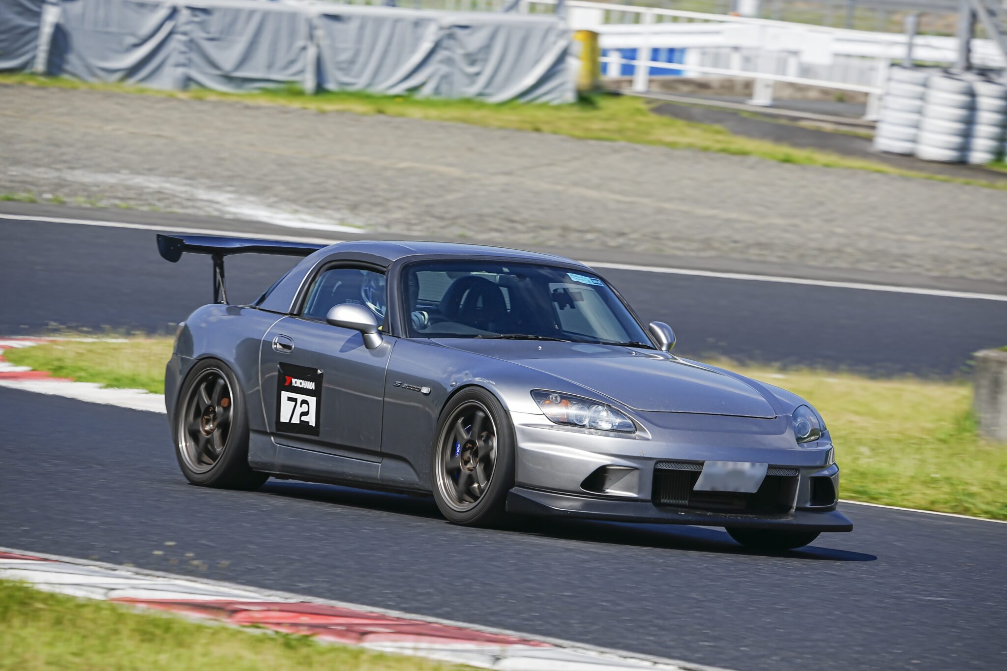 レーシングファクトリー リボルバー AP1 S2000「熟成が進むL.S.D.チューニング。OS-FR7ドグミッションはNOB谷口も絶賛の完成度！」 - REVSPEED