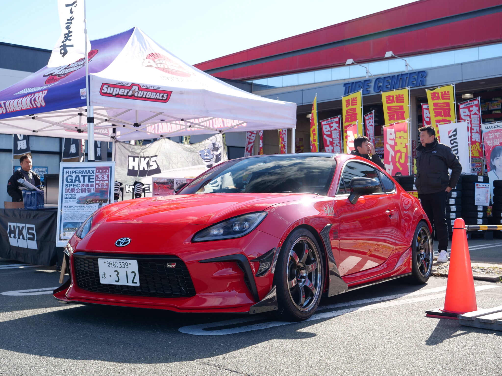 HKS GATEオリジナルの車高調サスキット『HIPERMAX GATE SPEC』は狙いどおりの仕上がりか？ 体感試乗会より生の声をお伝えする！ - REVSPEED