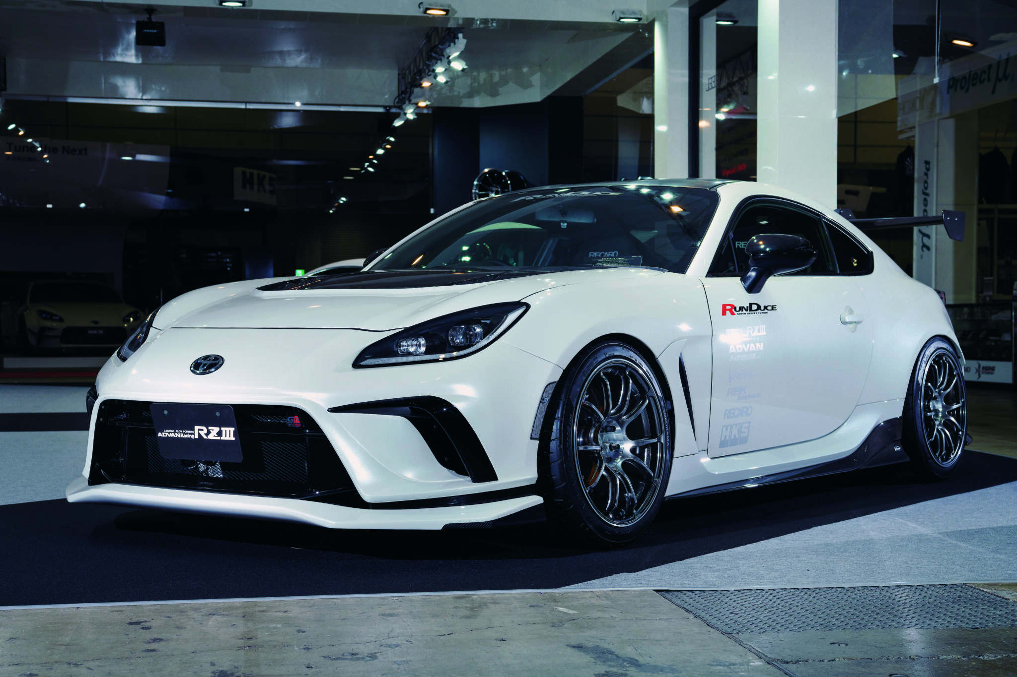 ADVAN Racing RZⅢ/RC-4/GT BEYOND 17inch/RZ-DF2 20inch 萩原 修 横浜ゴム ホイール企画 ...