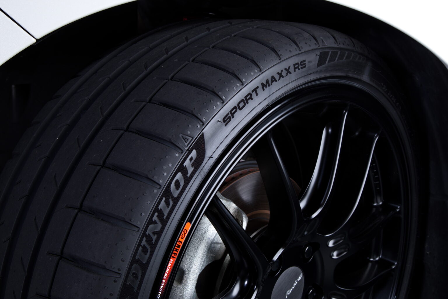 BLITZ×SA浜松×A PITオートバックス東雲がコラボ FL5シビックタイプRとFL1シビックで 究極のストリートスポーツを目指す - REVSPEED