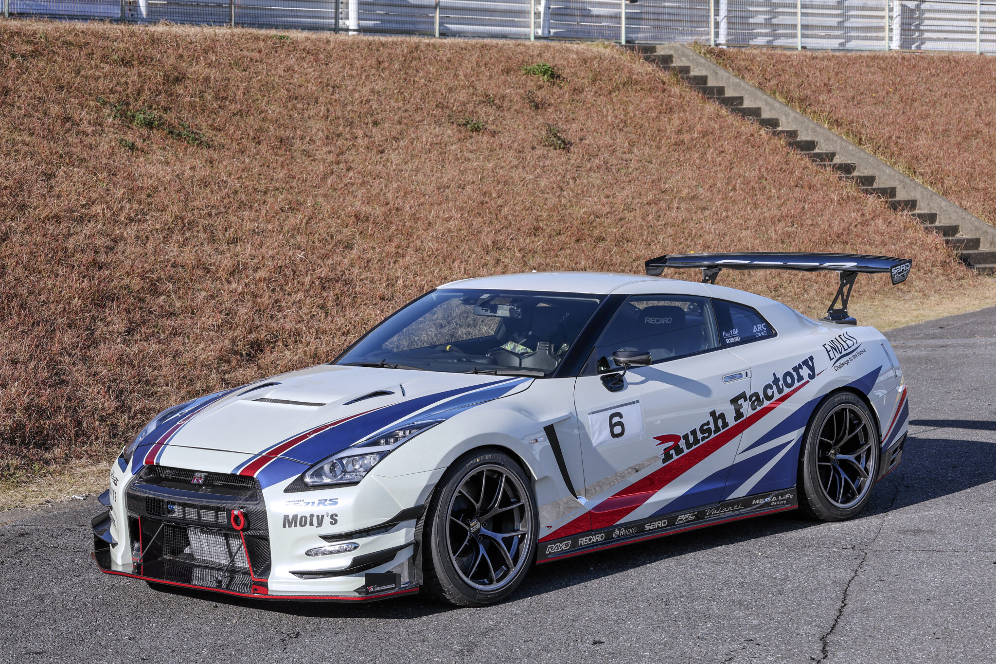 今年はタービンとサージタンクを換装して1000psで挑む！「ラッシュファクトリー R35GT-R」12/19開催REVSPEED 筑波スーパーバトル事前情報 - REVSPEED