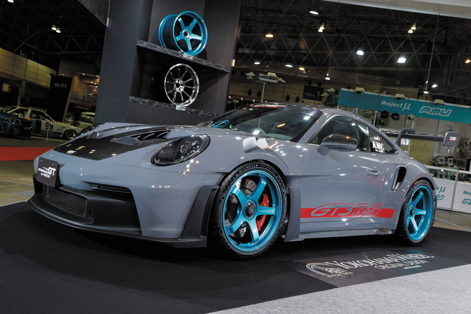 ADVAN Racing 東京オートサロン2025出展車に見るYOKOHAMA WHEELの攻めどころ - REVSPEED