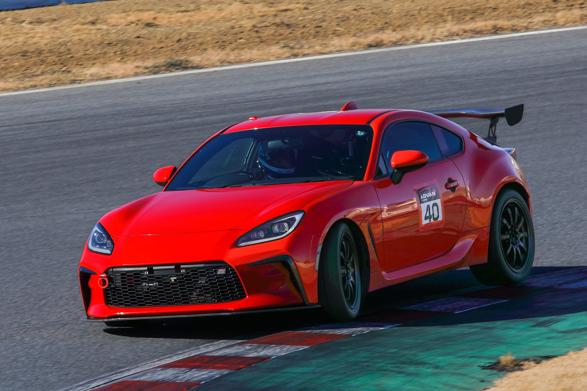 誰でも扱いやすく速く走れるクルマづくり「カープロデュース アルテックス ZD8 BRZ」筑波スーーパーバトル2024 - REVSPEED