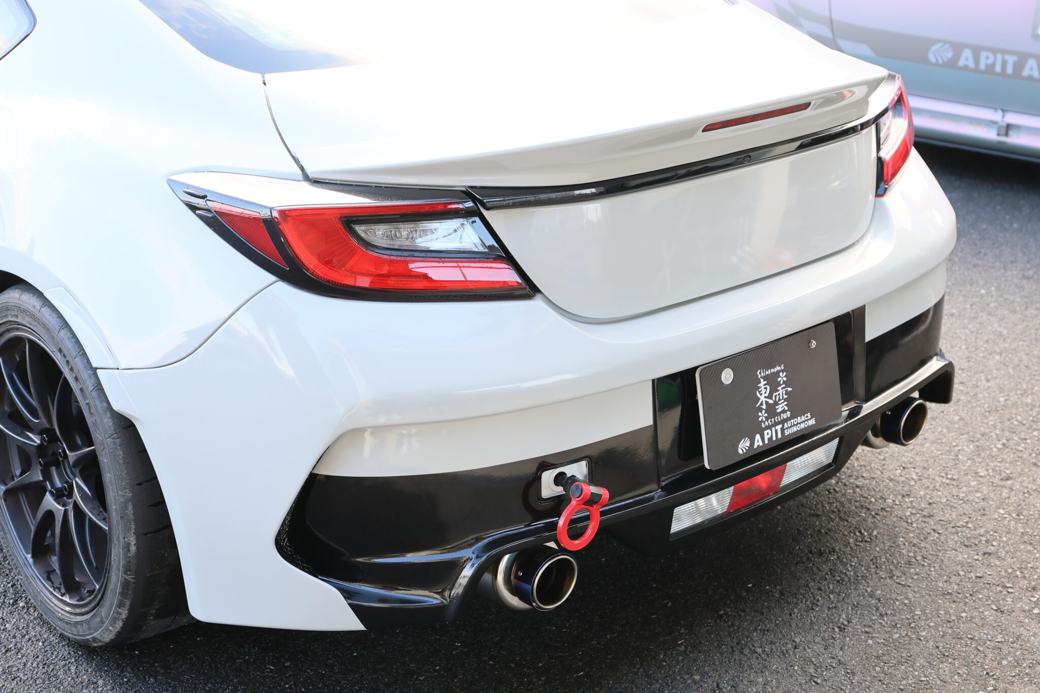 大湯都史樹とのコラボエアロが激走!「A PIT AUTOBACS SHINONOME ZN8 GR86」筑波スーパーバトル2024 - REVSPEED