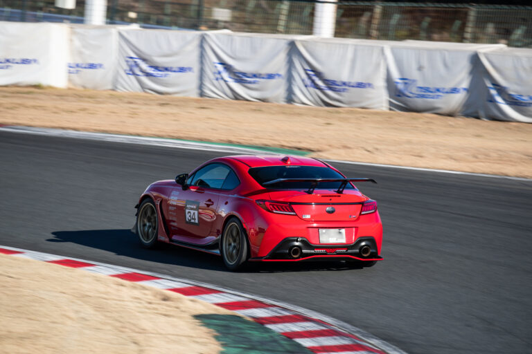 さらなるタイム短縮を4.8ファイアル化で狙う「super AUTOBACS SUNSHINE KOBE ZN8 GR86」筑波スーパーバトル2024 - REVSPEED