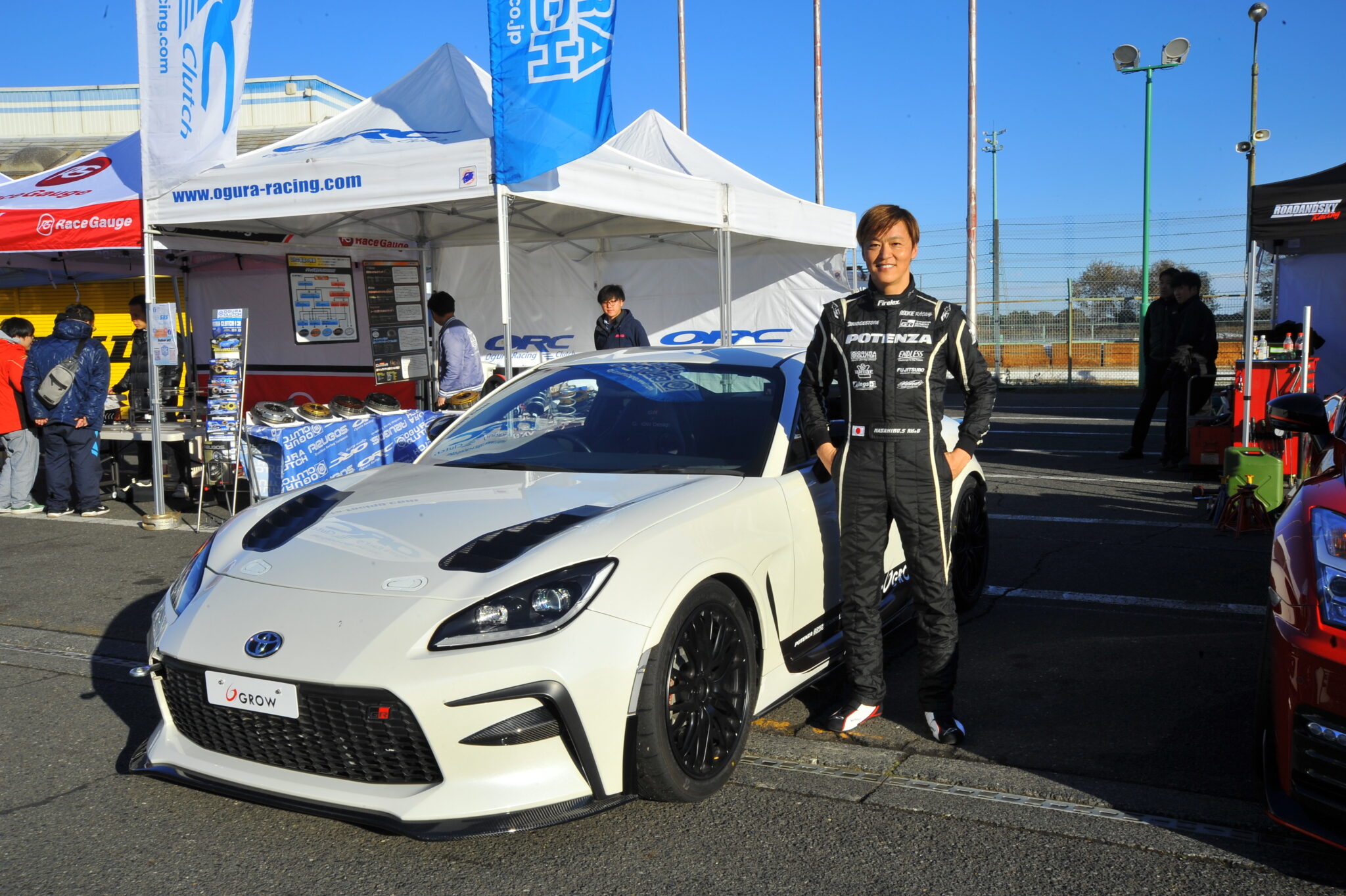 佐々木雅弘 GR86「オリジナルのダウンサス装着車両にターボを加えて狙う1分切り! 後日に59秒336をマーク!!」レーシングドライバーのマイカータイムアタック - REVSPEED