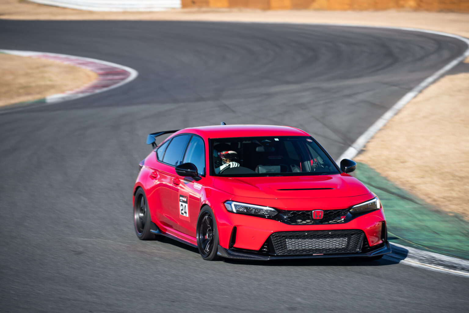 FL5のキャラクターをサスや空力で筑波に合わせ込む「SEEKER CIVIC TYPE R」筑波スーパーバトル - REVSPEED