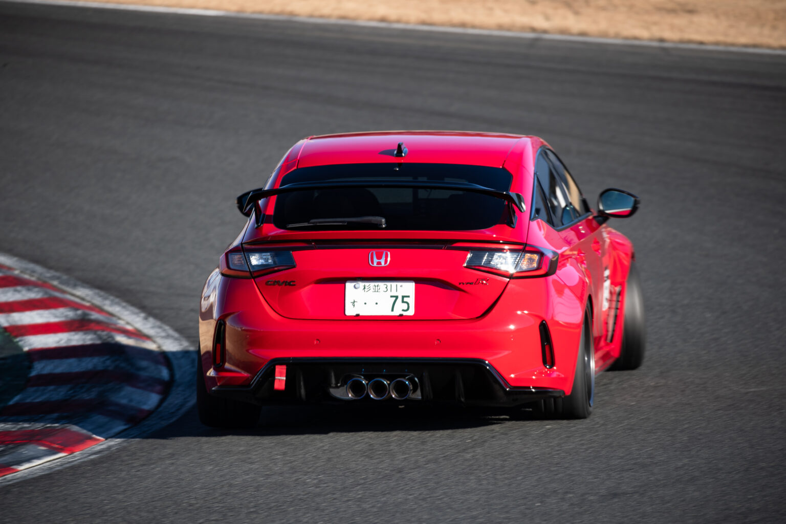 FL5のキャラクターをサスや空力で筑波に合わせ込む「SEEKER CIVIC TYPE R」筑波スーパーバトル - REVSPEED