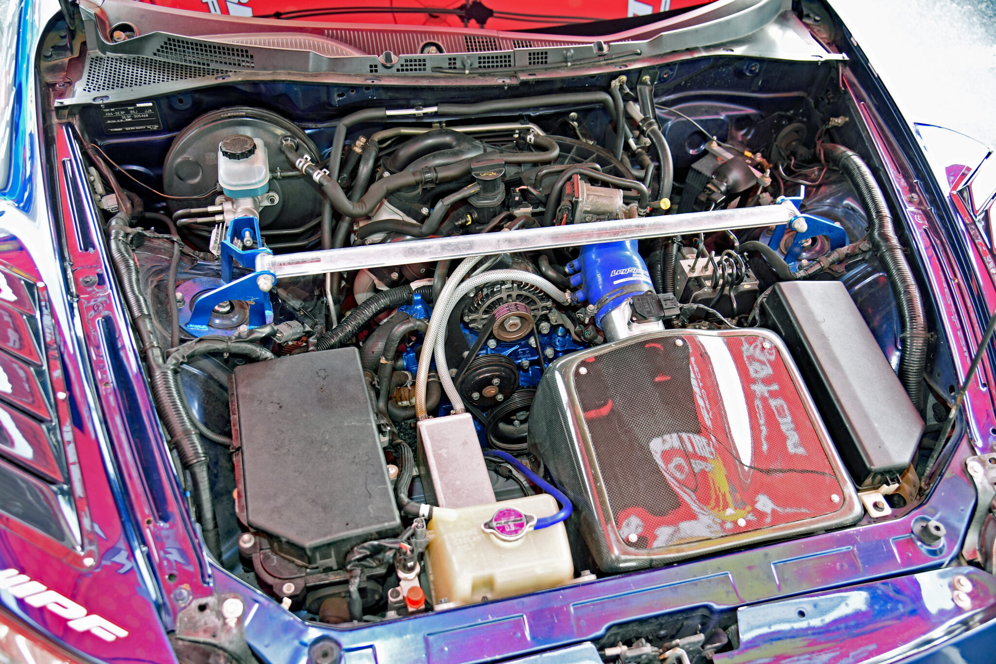 サイドポートの265ps仕様をD1GPドライバーの蕎麦切広大がアタック！「RE雨宮 SE3P RX-8」筑波スーパーバトル - REVSPEED