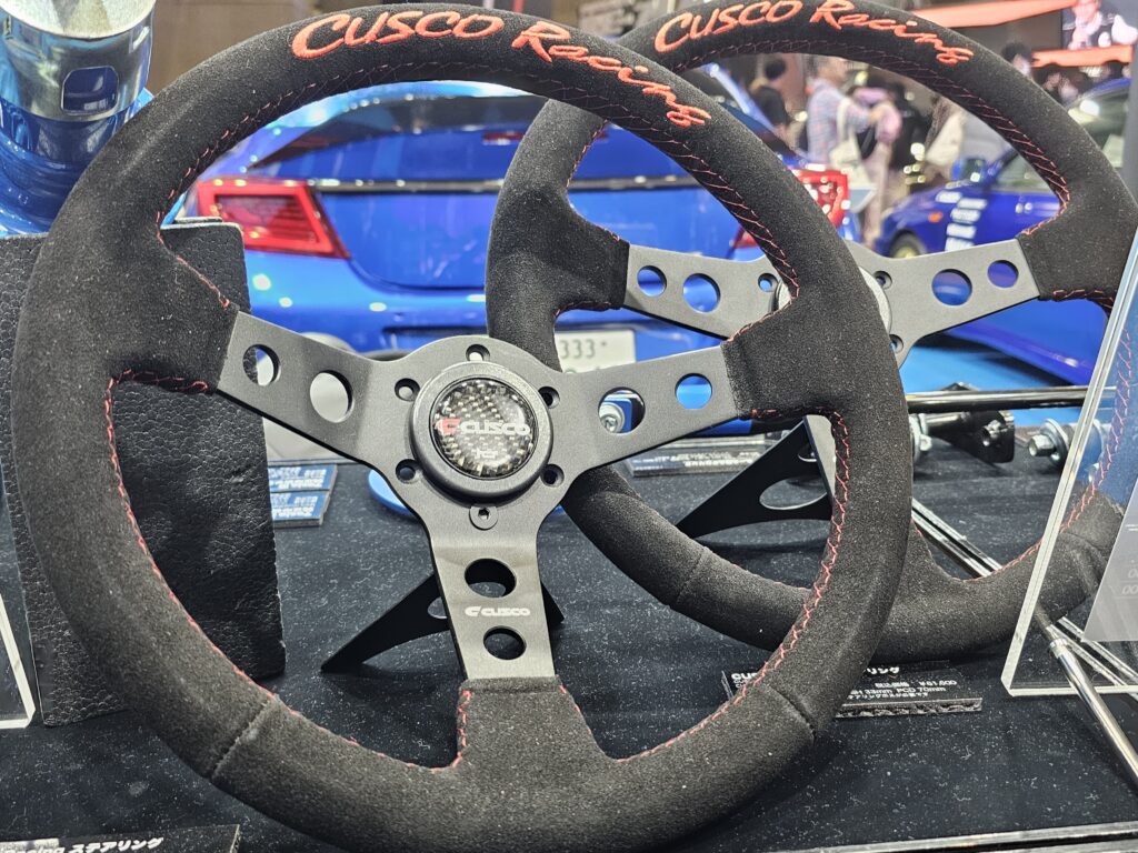 CUSCO「展示車はSUBARUで統一 需要に応える多彩なパーツ群」東京オートサロン - REVSPEED